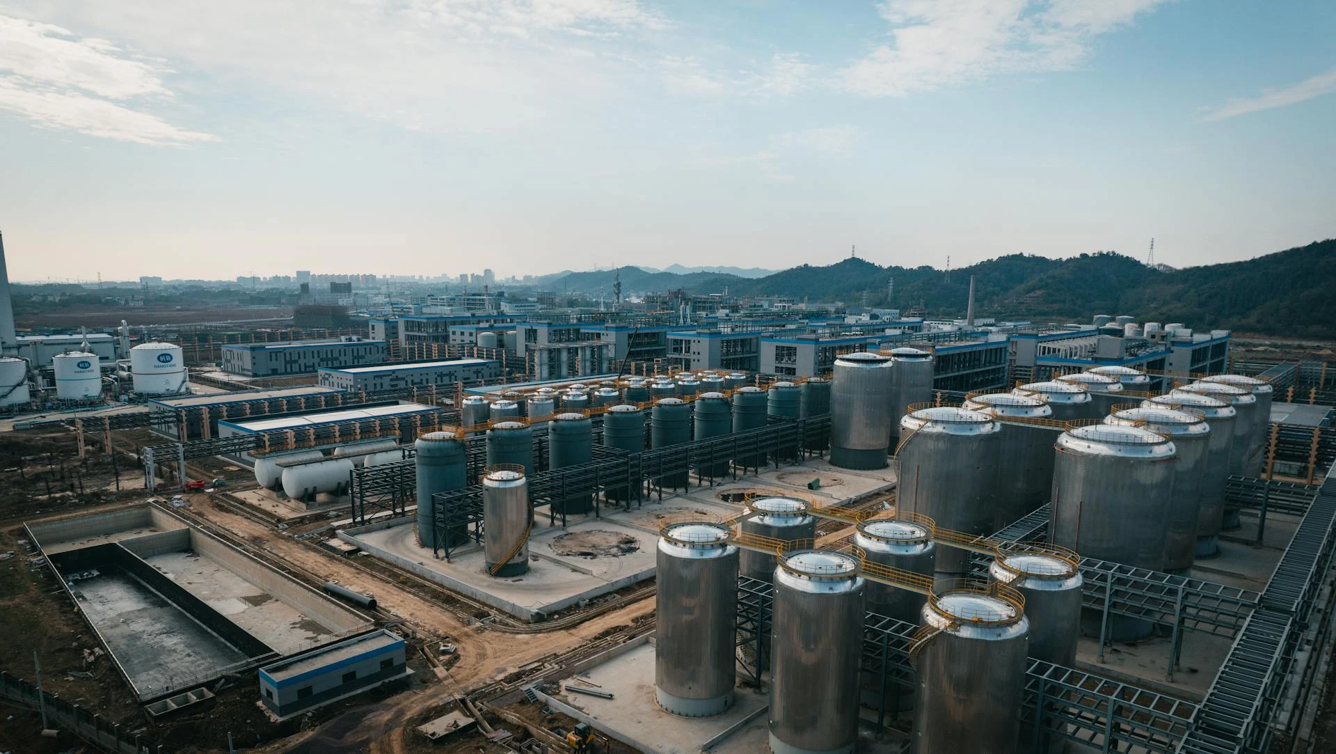 Capgemini Urges Manufacturers to Cut Supply Chain Emissions ...